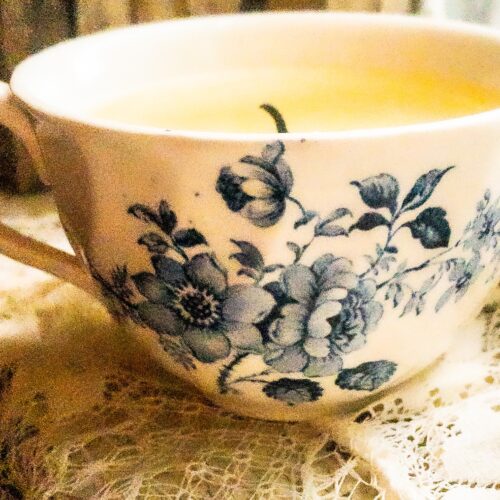 How to Make Tea Cup Candles with Essential Oils